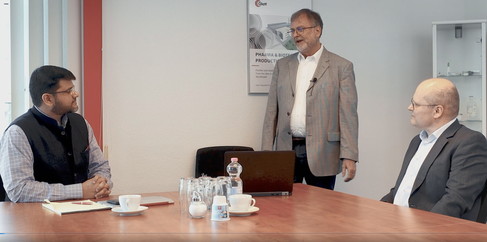 EPISODE 13 // CONTAINMENT AROUND THE WORLD - Containment